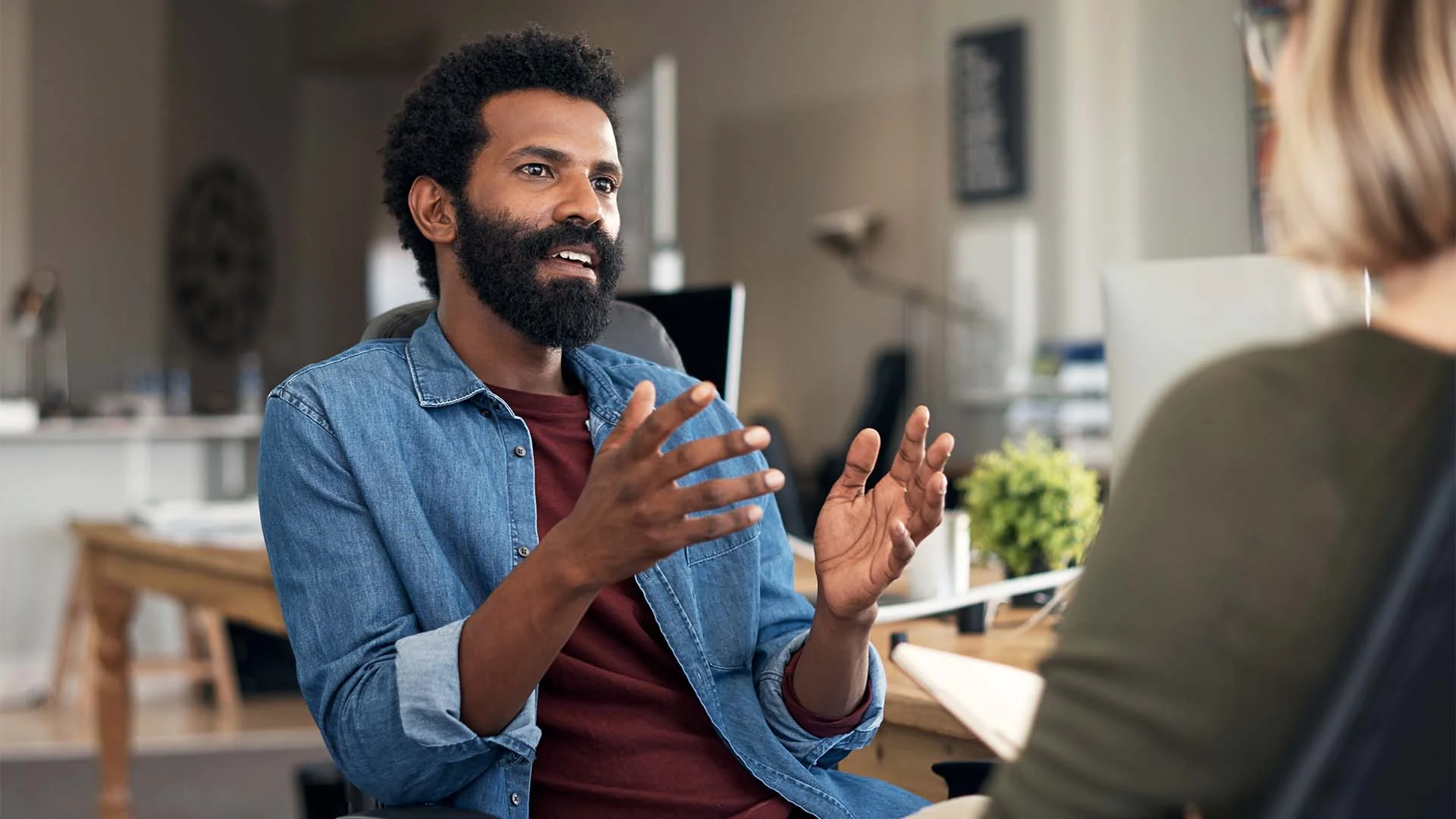 How to Share Sensitive Information With New Hires