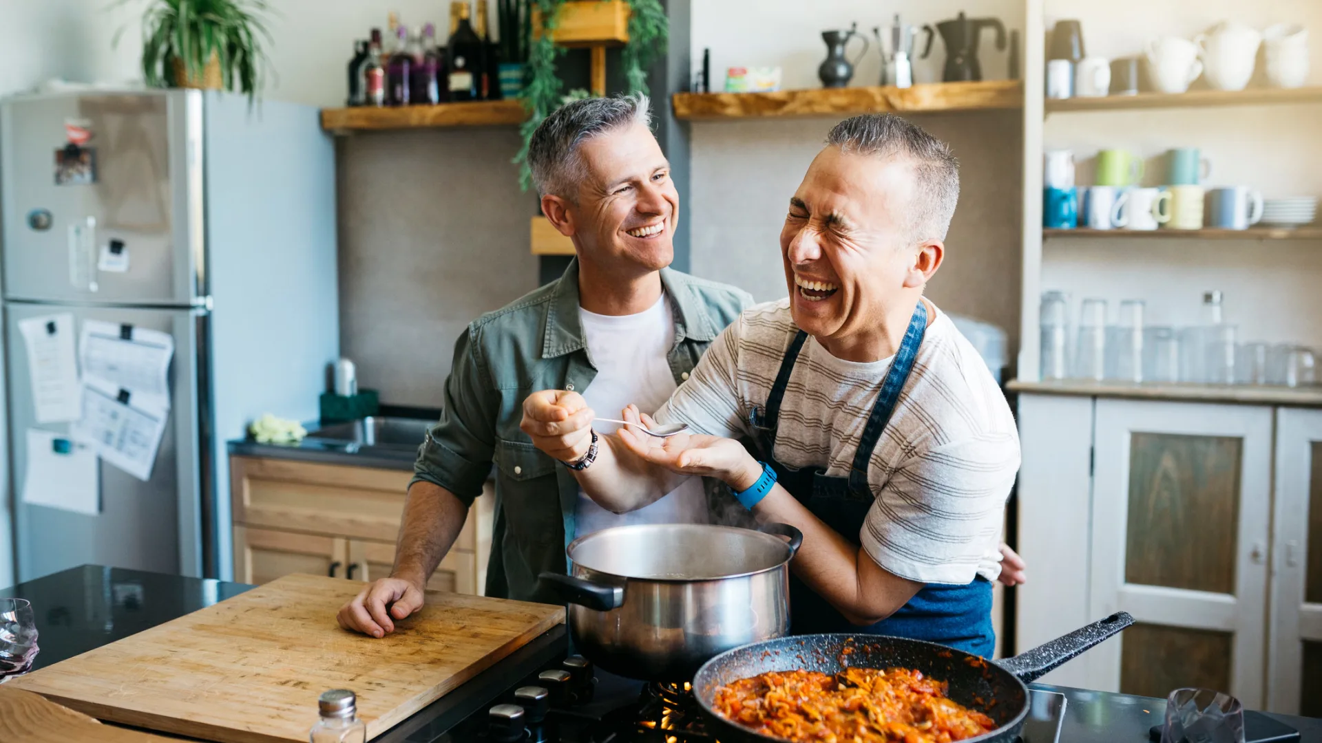 How to Be Happy, According to the Leaders of an 85-Year Harvard Study ...
