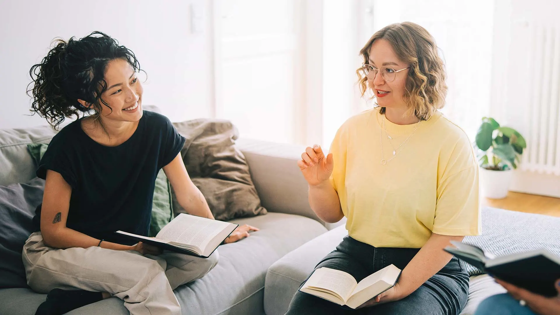 A Linguist Explains Why This Seemingly Rude Behavior Is the Secret to ...