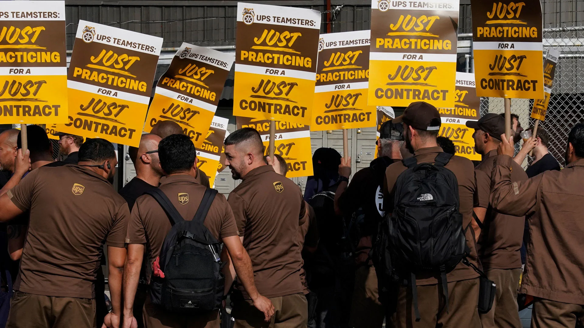 A UPS Strike Is Looming. Here's How Your Business Can Prepare