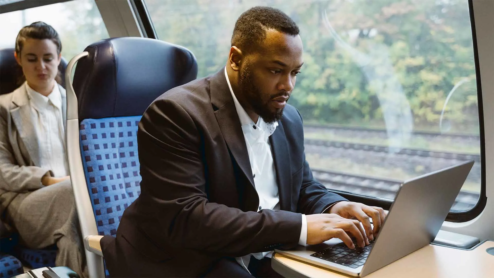 3 Ways a Travel Lifestyle Can Align With Your Business
