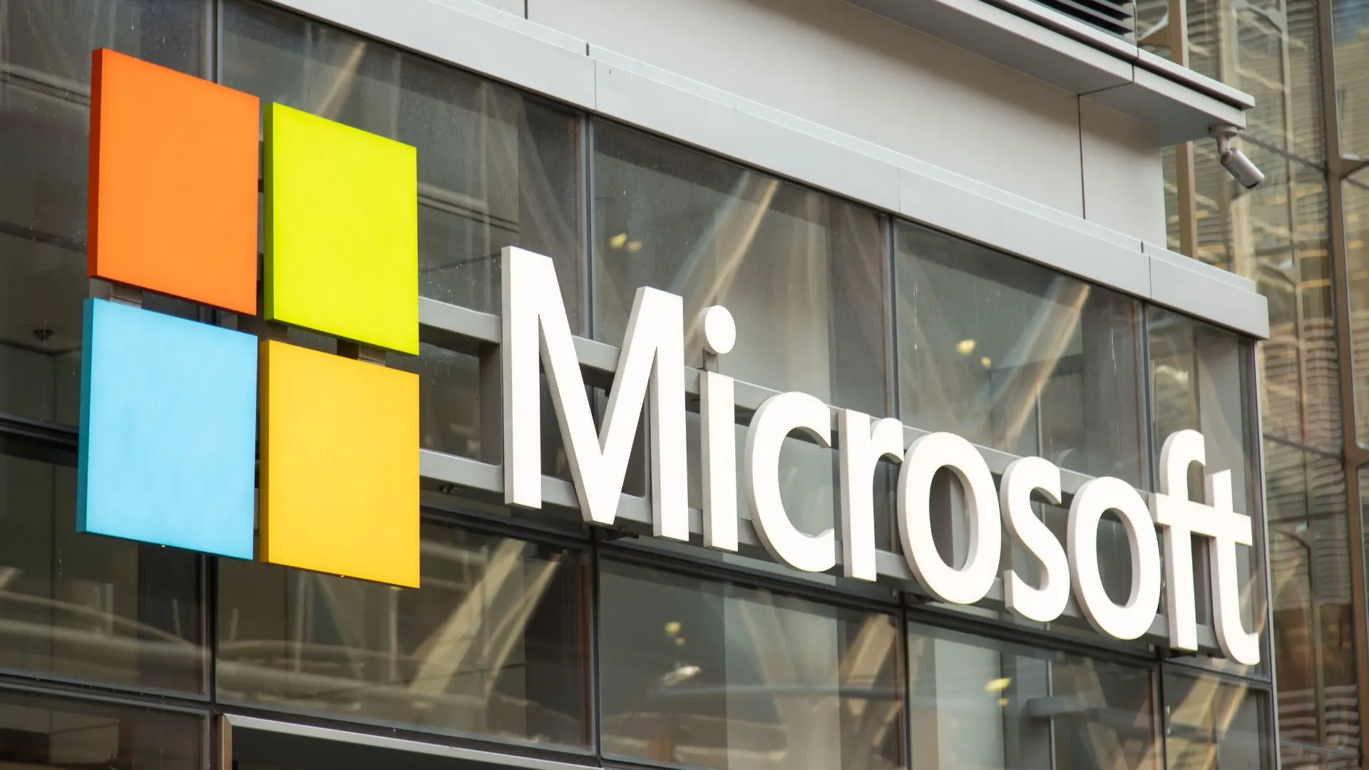 Microsoft to Host Cybersecurity Summit Over Crowdstrike Outage