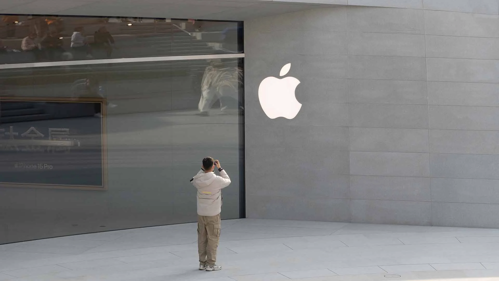 Apple's AI Features Will Be Delayed
