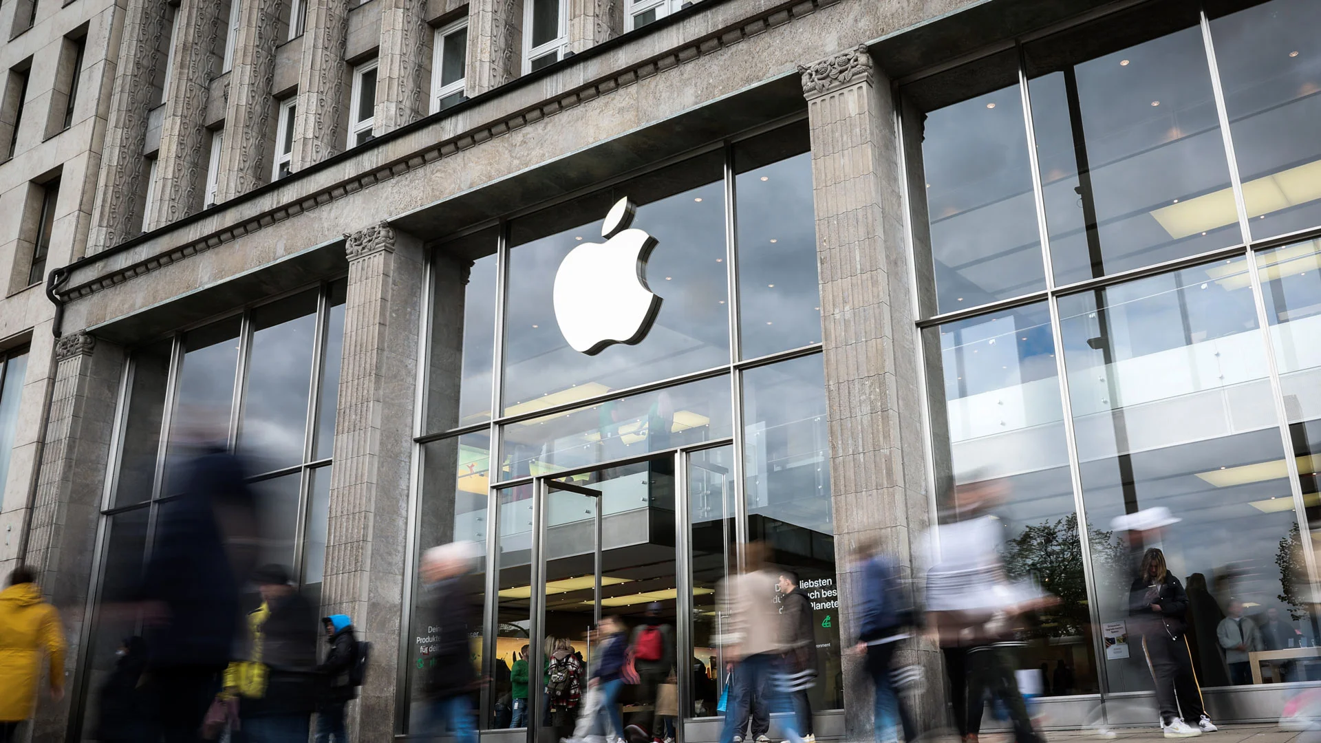 With 4 Words, Apple's Response to Its $2 Billion Fine Highlights Its ...
