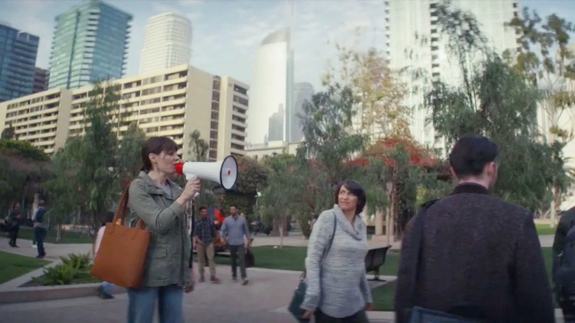 Apple's Latest Ad Is a Hilarious and Terrifying Look at Why Privacy ...