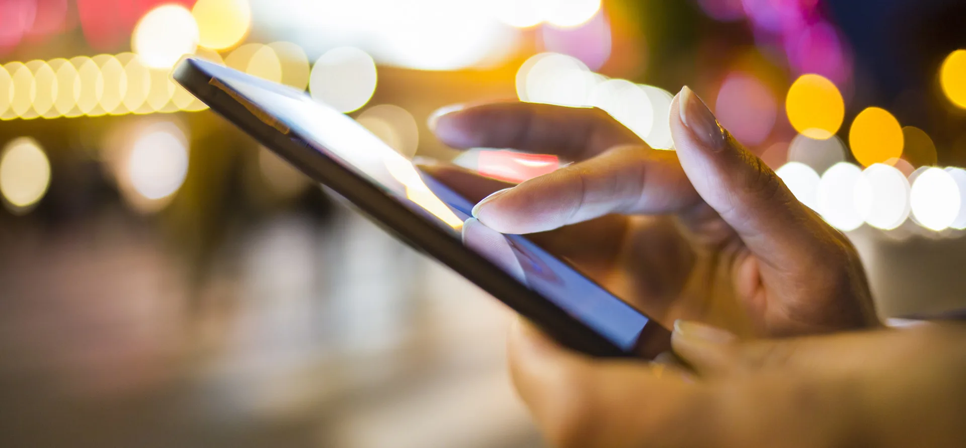7 Simple Ways to Stay in Touch With Your Customers