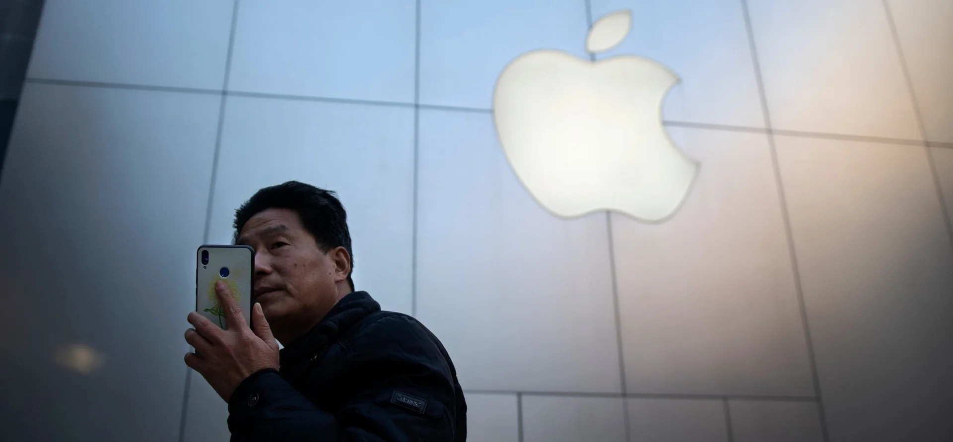 Apple Preaches Privacy. Here's Why Your iPhone Is Tracking Your ...