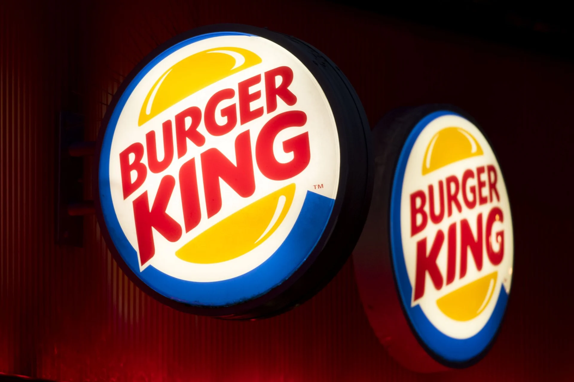 Burger King's New Ad Features a Moldy Whopper. Here's Why That's ...