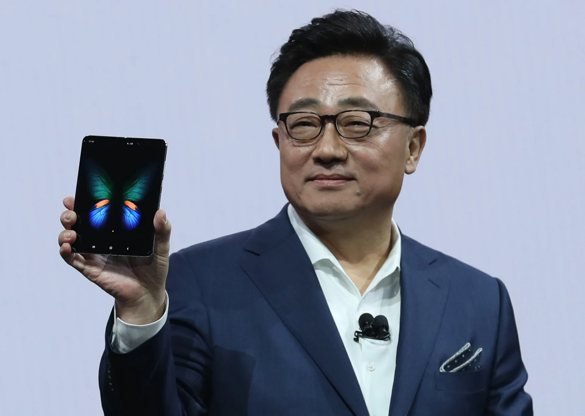 This Is What Samsung's CEO Just Said About How Badly He Got It Wrong on ...
