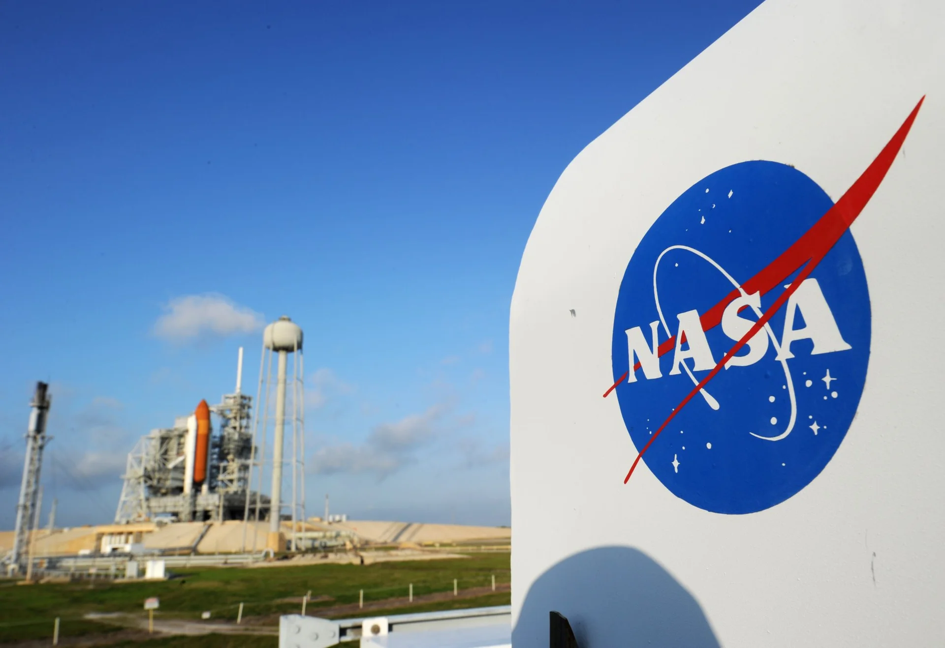 Steph Curry Said Man Never Landed on the Moon. NASA's Response Was ...