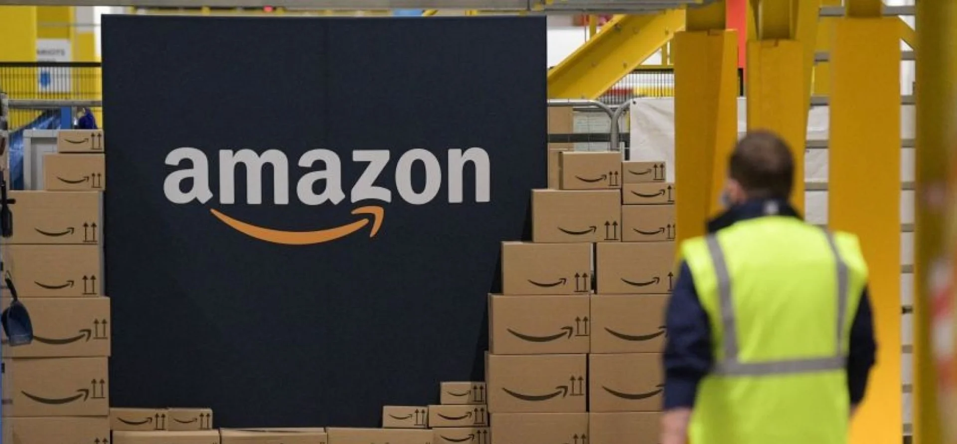 Amazon Shareholders Almost Voted Down Executive Pay. Here's the Brutal ...