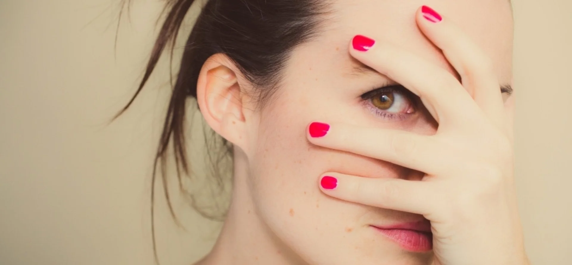 5 Ways to Stop Embarrassing Yourself When You Try to Network