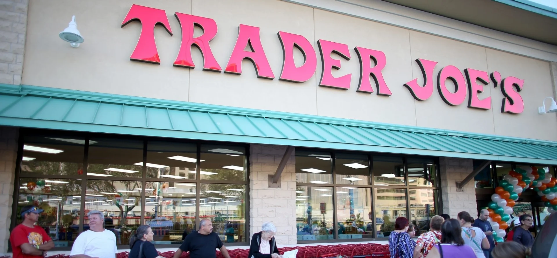 Trader Joe's Founder Joe Coulombe Dies at 89. He Spotted Trends in 1967 ...