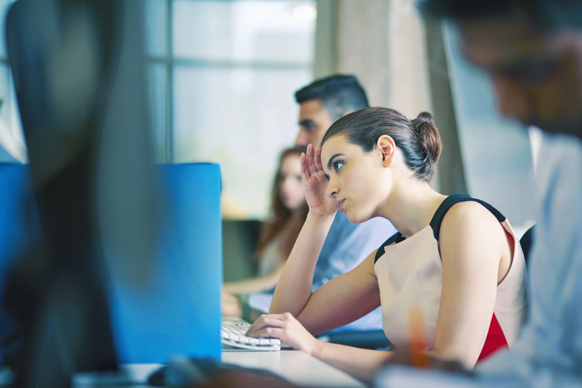 4 Simple Strategies for Leading an Overwhelmed Team