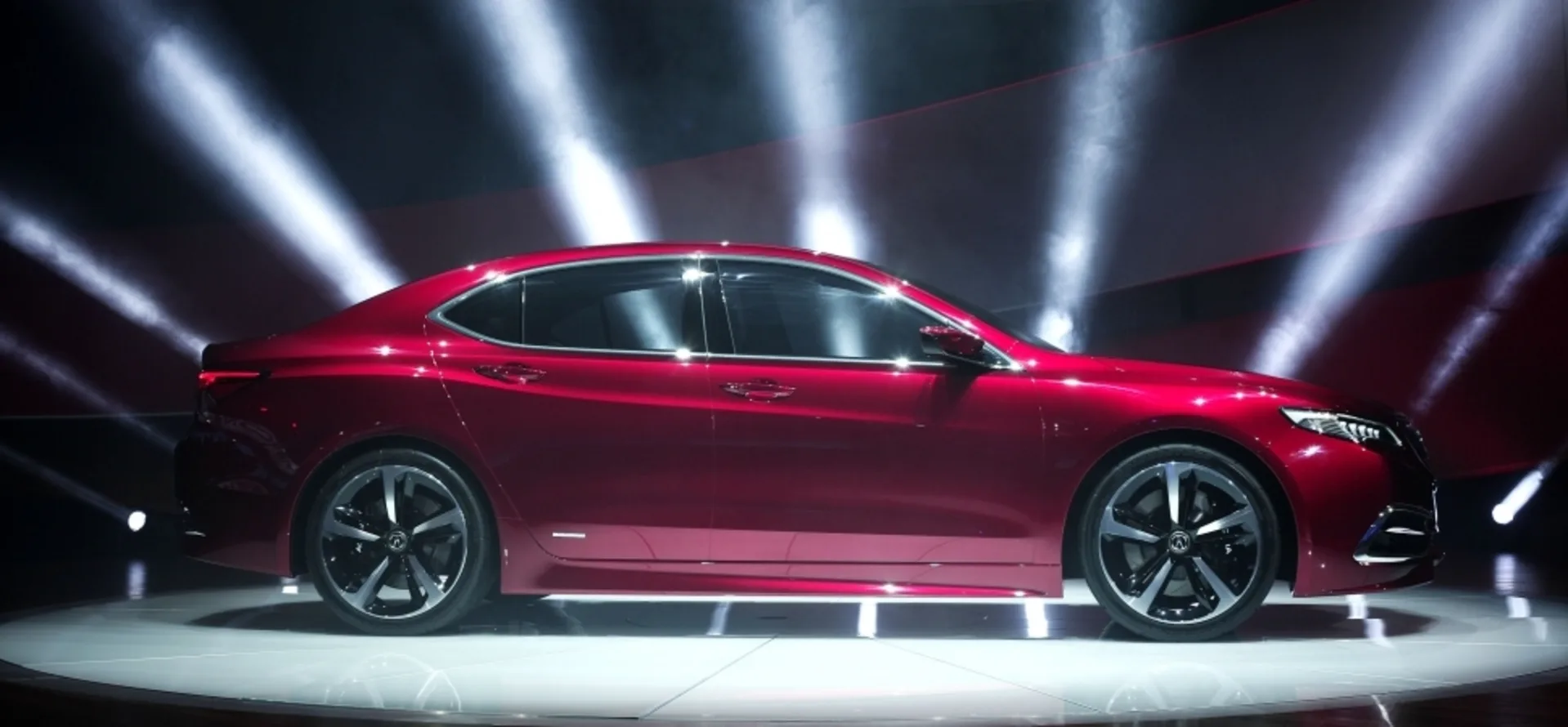 10 Business Sedans With Techie Features