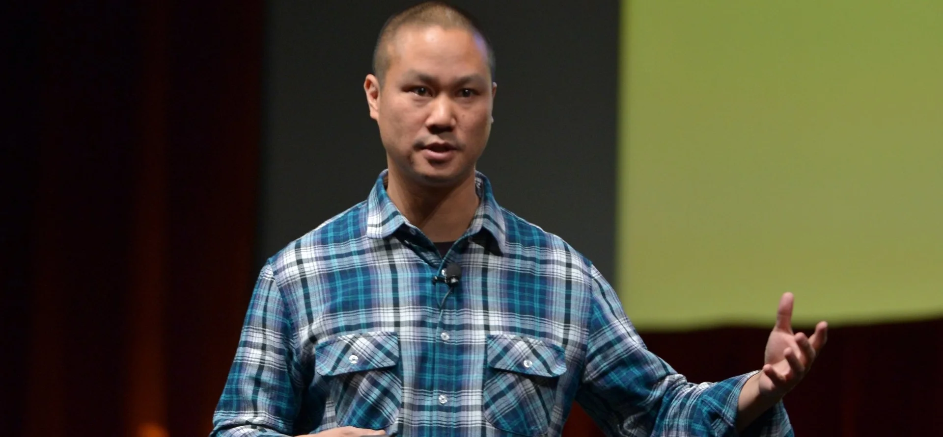 The 4 Books Zappos CEO Tony Hsieh Thinks Everyone Should Read