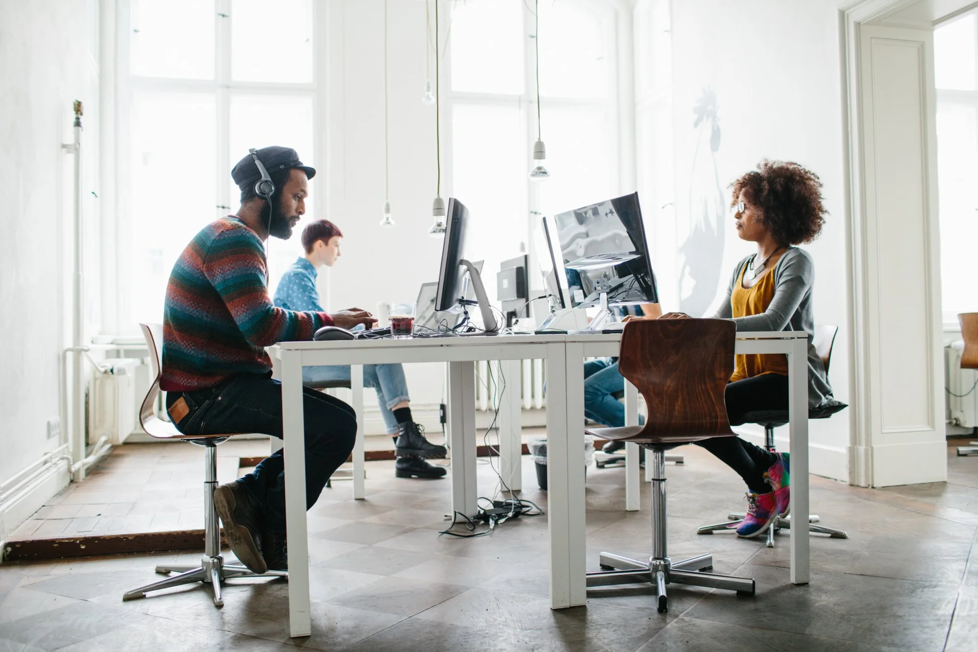 10 Startup Perks Your Small Business Can Offer
