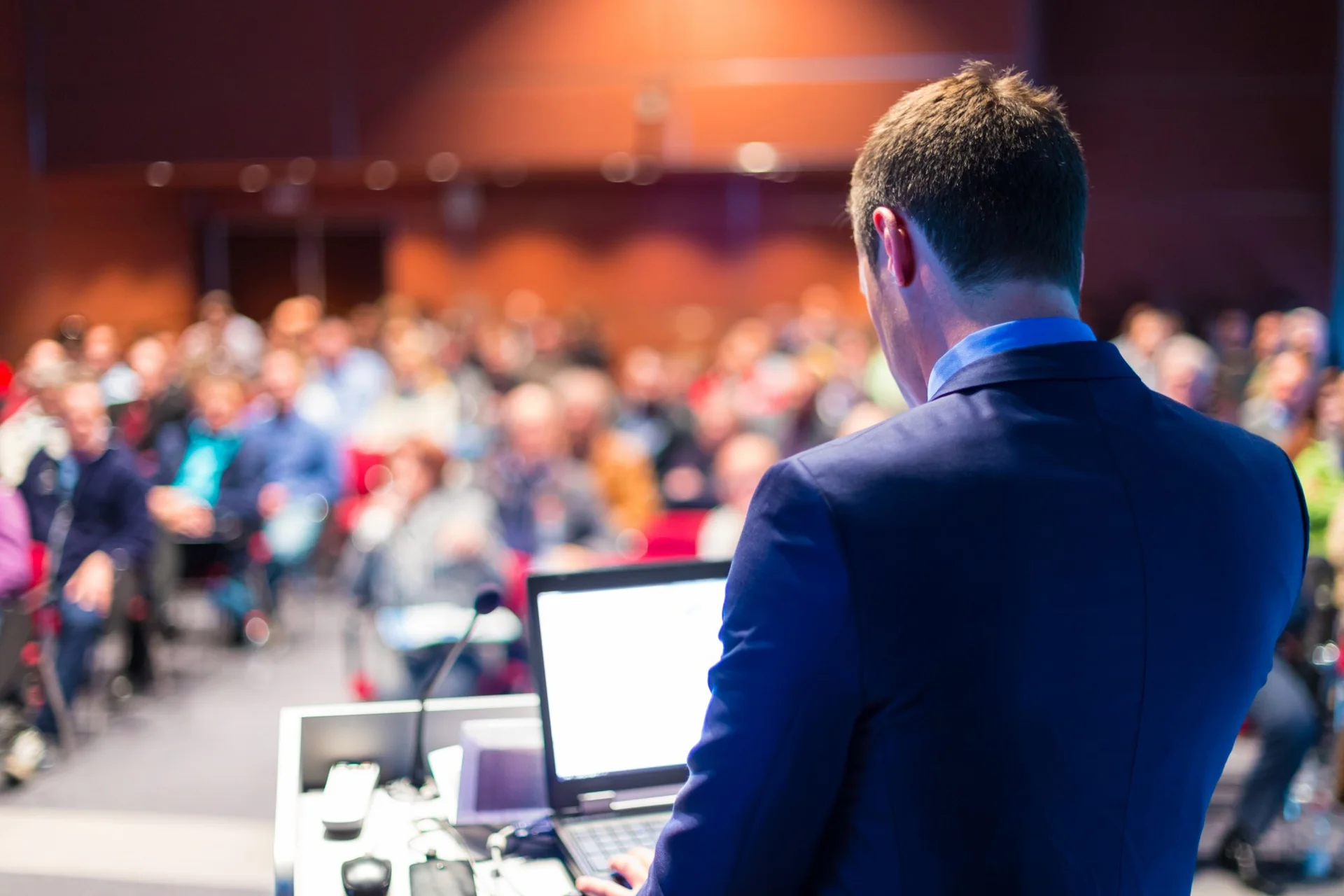 The 5 Best International Conferences to Attend in 2016