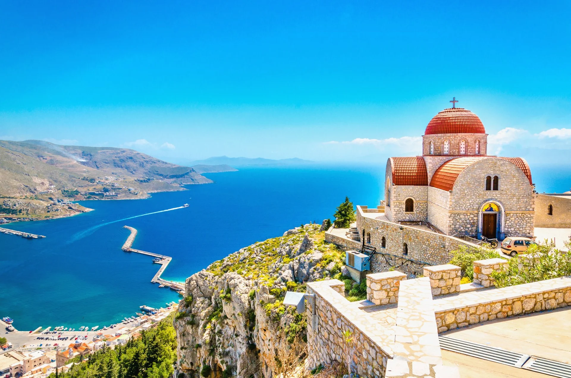7 Places You Absolutely Must See Before You Die