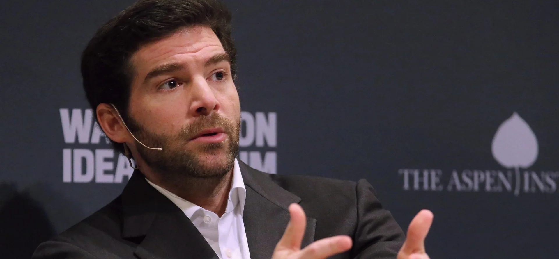 LinkedIn's CEO Just Identified the Single Biggest Email Mistake You Can ...