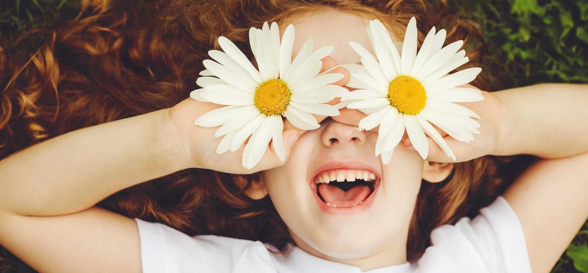 All Extremely Happy People Give Up These 17 Behaviors