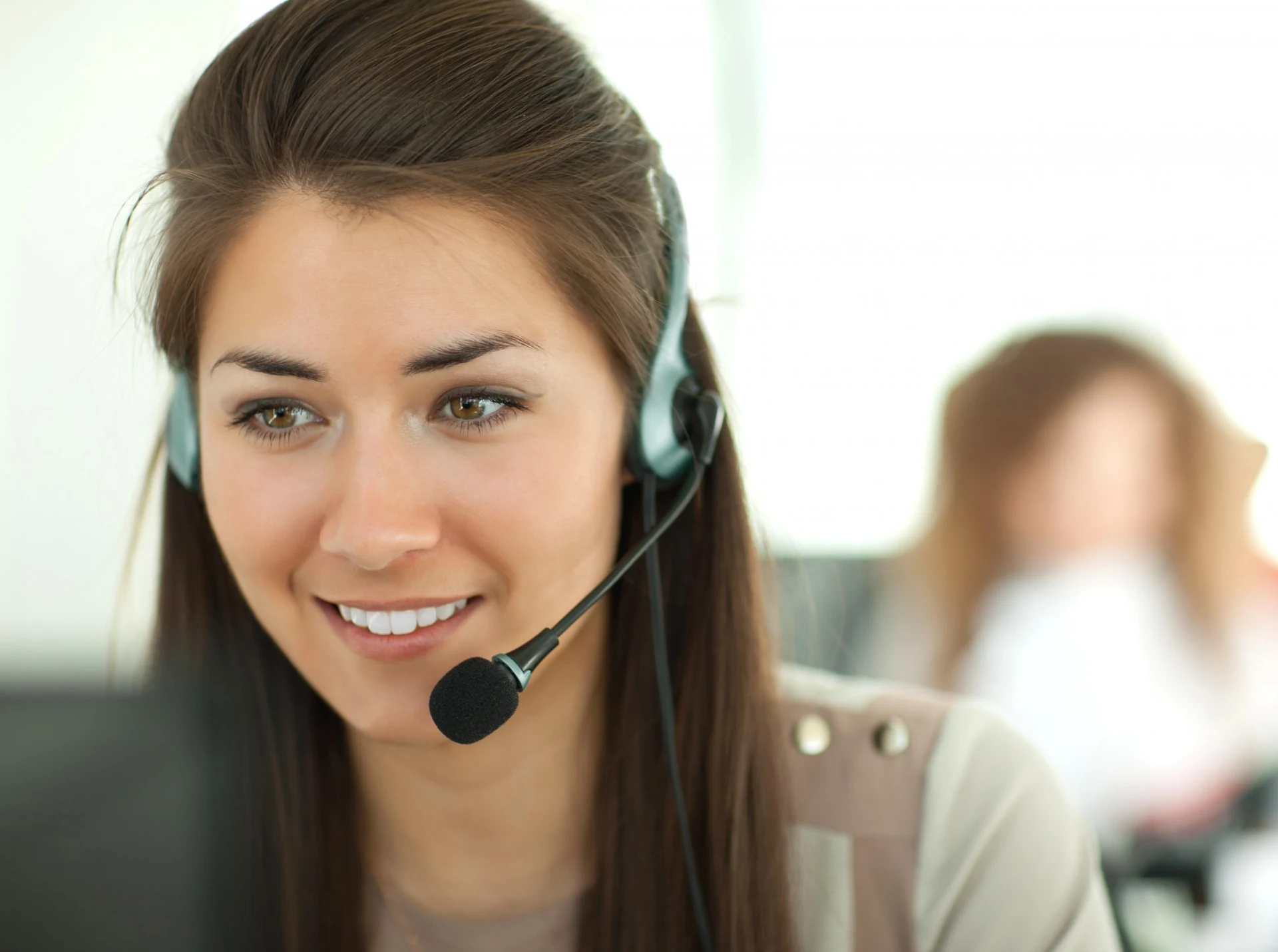 The Power Of Live Chat: 5 Surprising Statistics That Show How Consumers ...