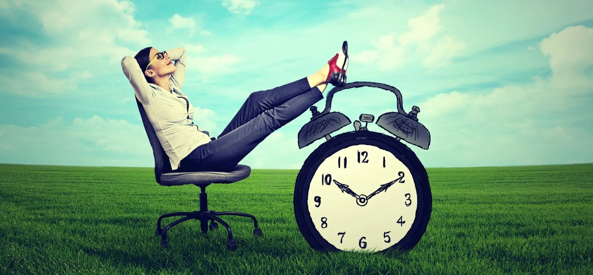 4 Crucial Things You Should Do to Waste Less Time and Be More Productive