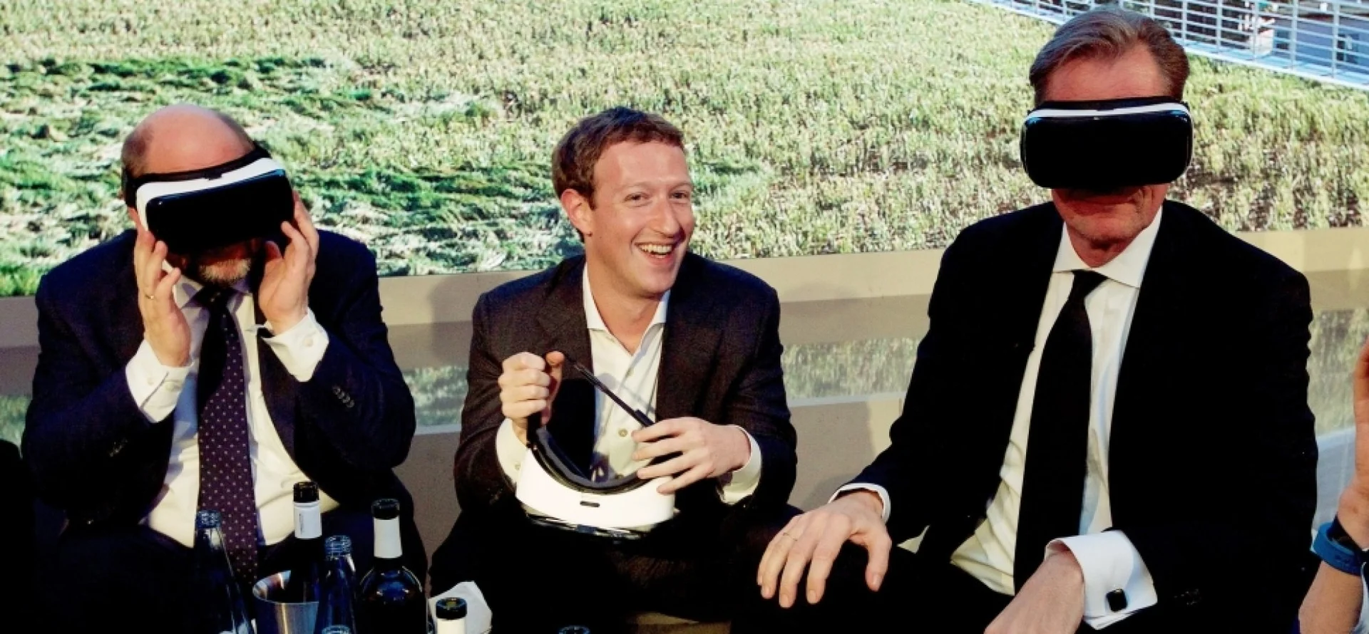 The 5 Reasons Why You Should Get Off Facebook Right Now