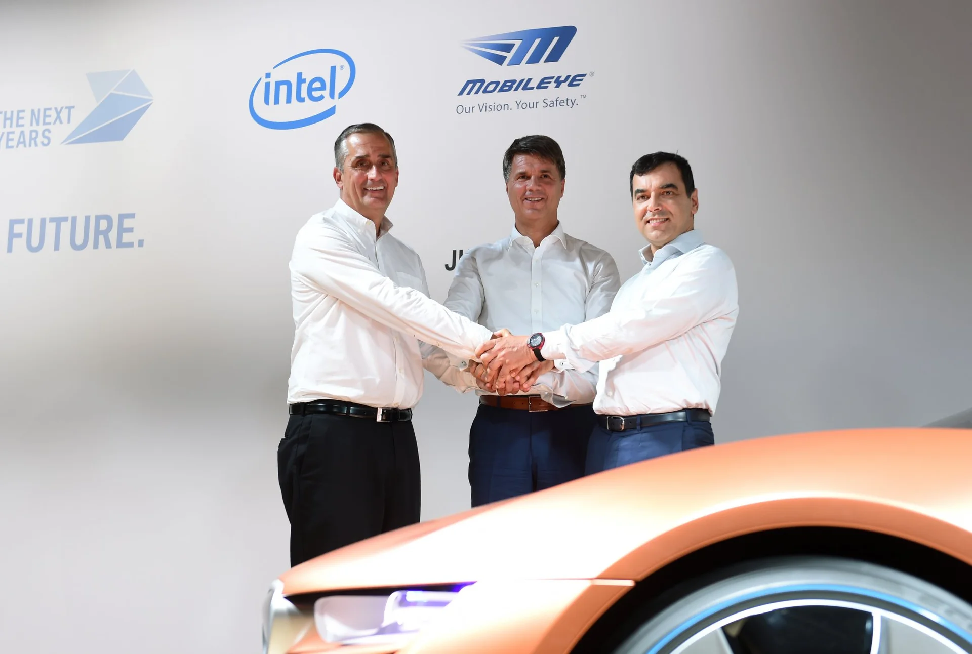 Why Intel Is Investing in Self-Driving Cars