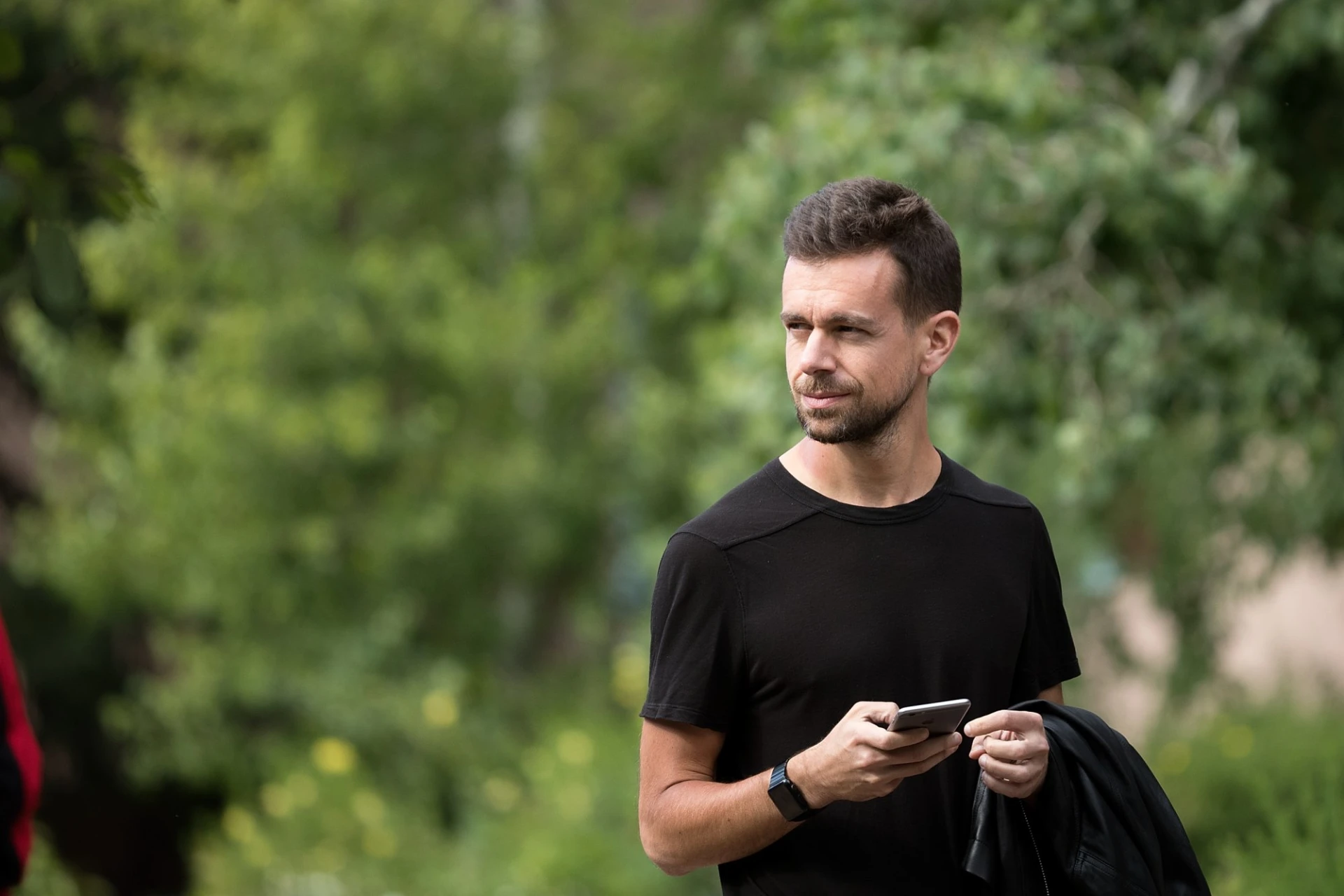 Jack Dorsey Doesn't Own a Computer. For Peak Productivity and Focus, He ...
