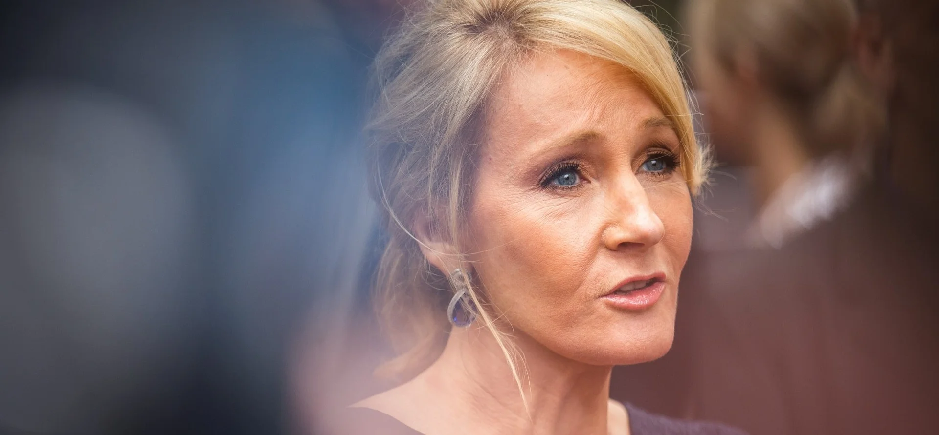 8 Business Tactics That Took J.K. Rowling From Writer to Millionaire