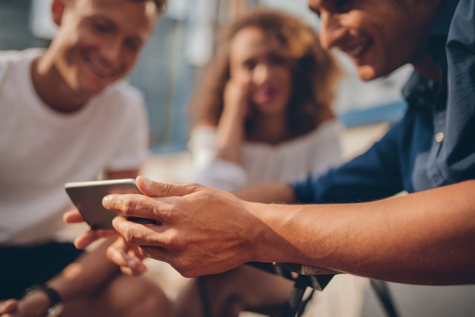 New Study Finds Best Way to Show Video Ads to Consumers