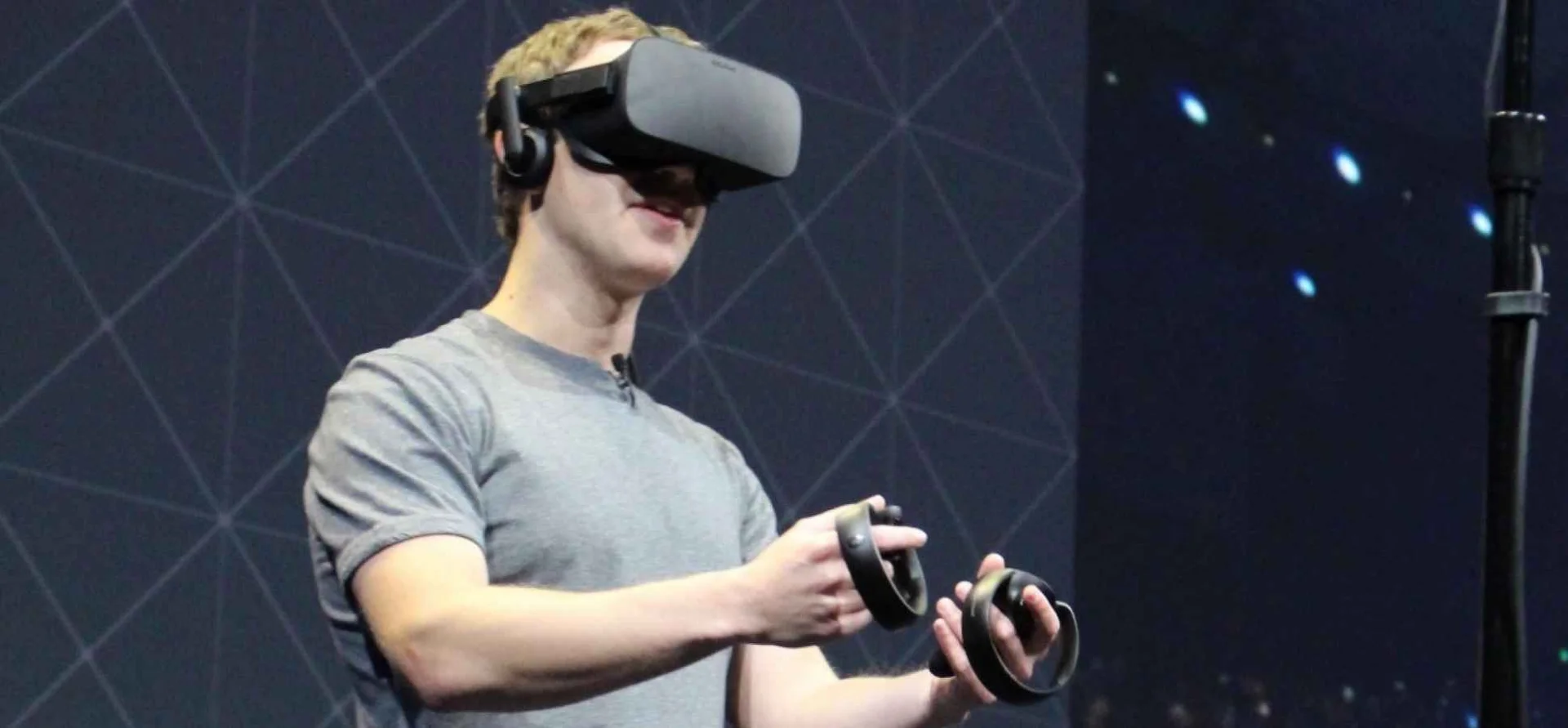 Facebook Just Revealed the New Oculus Headset. Here's How It Can Beat ...
