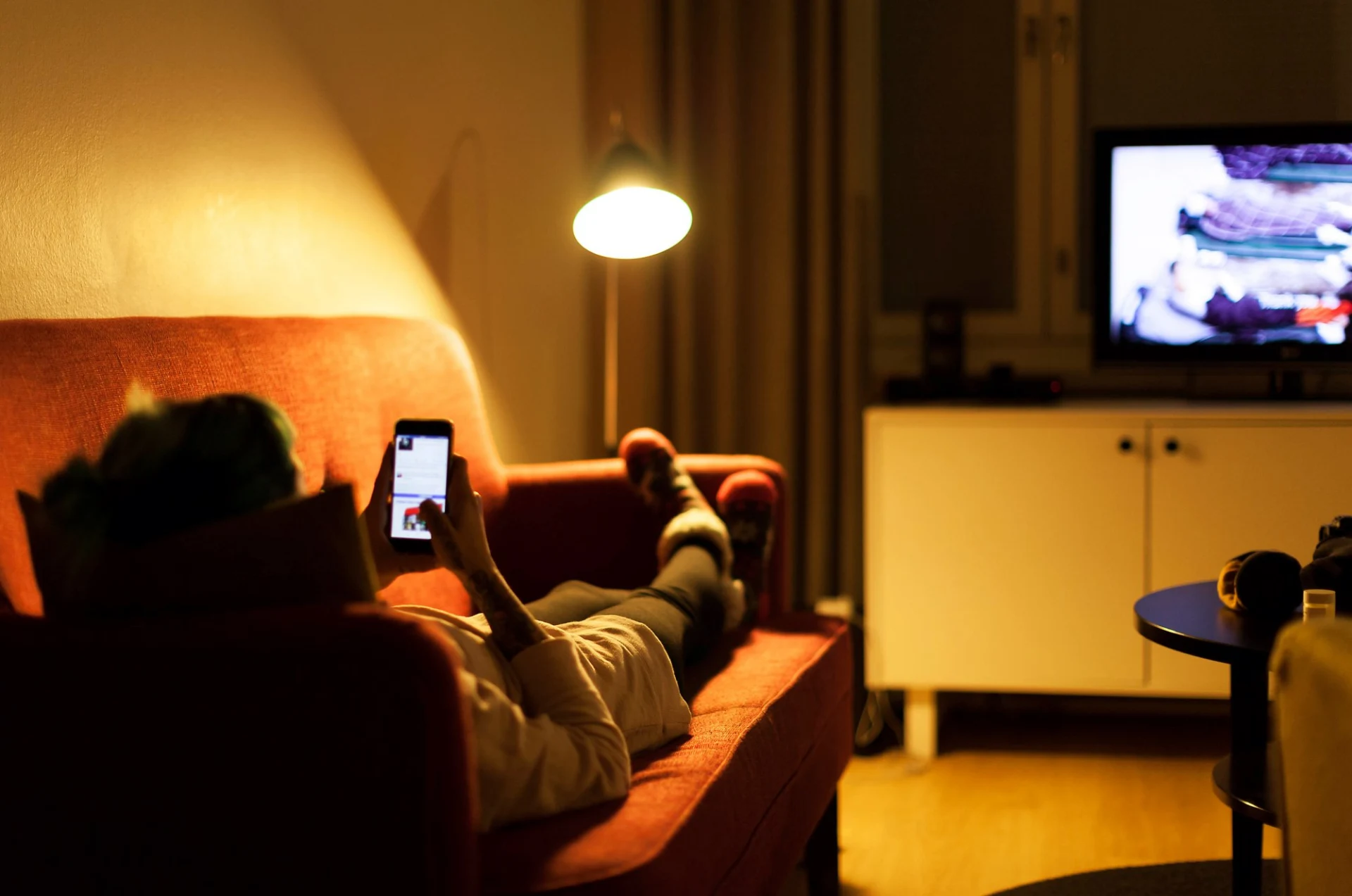 Here's Why the Internet Has Made Us Lonelier Than Ever