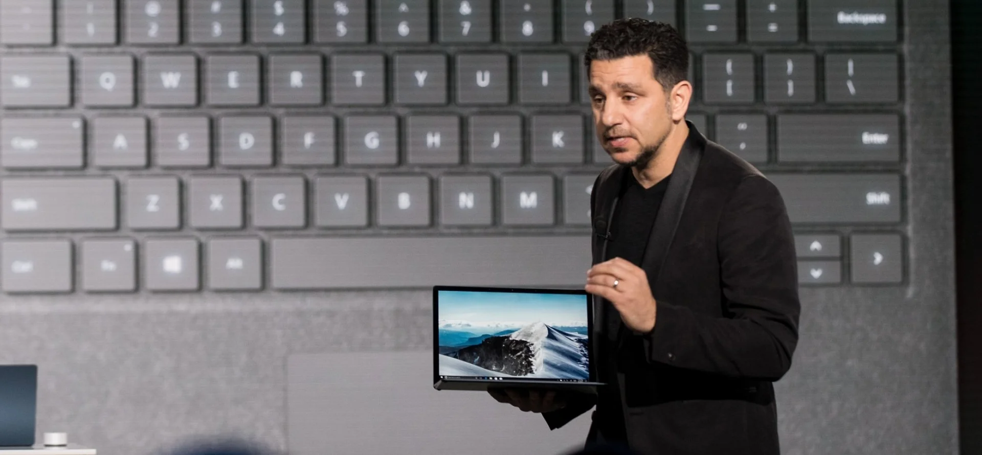 The 1 Public Speaking Skill You Can Learn From Microsoft's Best Presenter