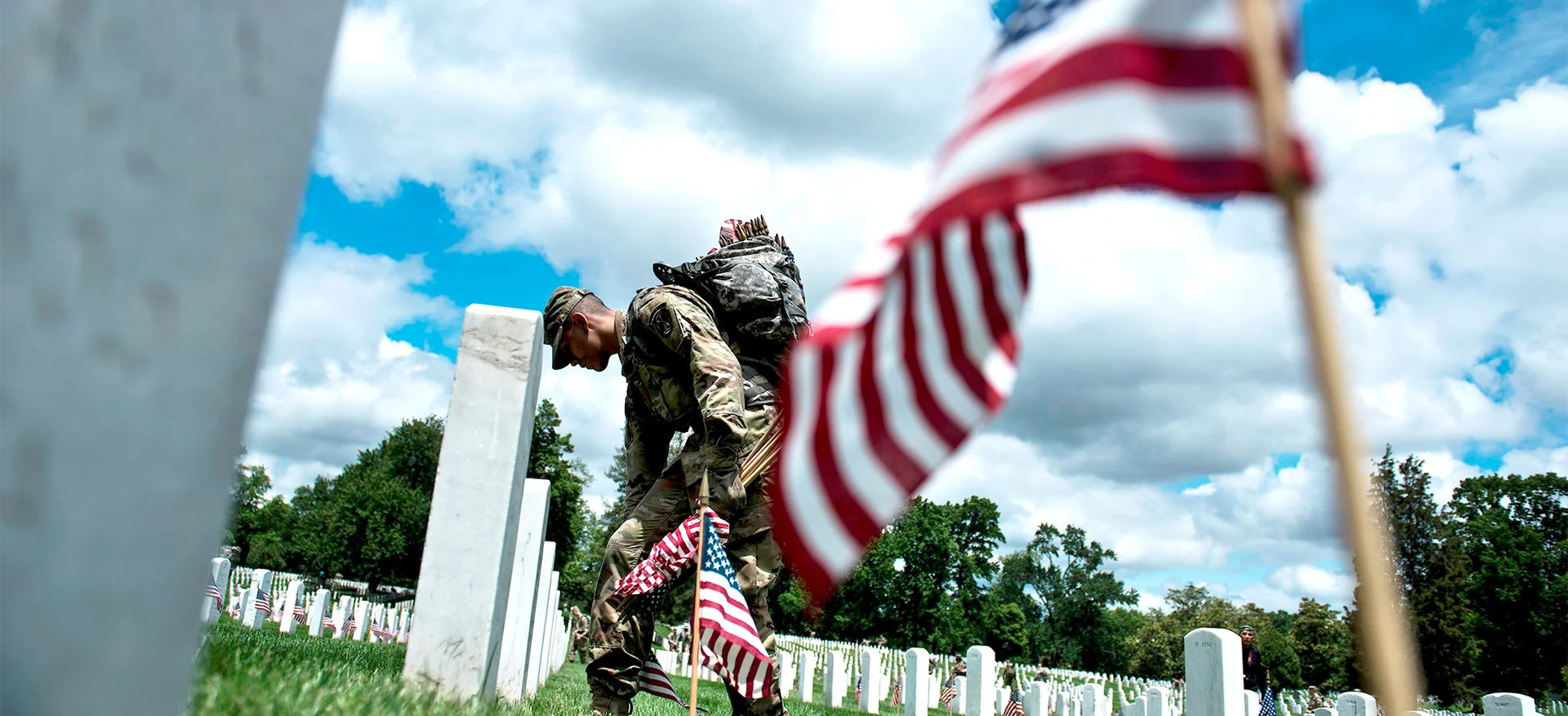 What's the Difference Between Memorial Day and Veterans Day? Here's the ...