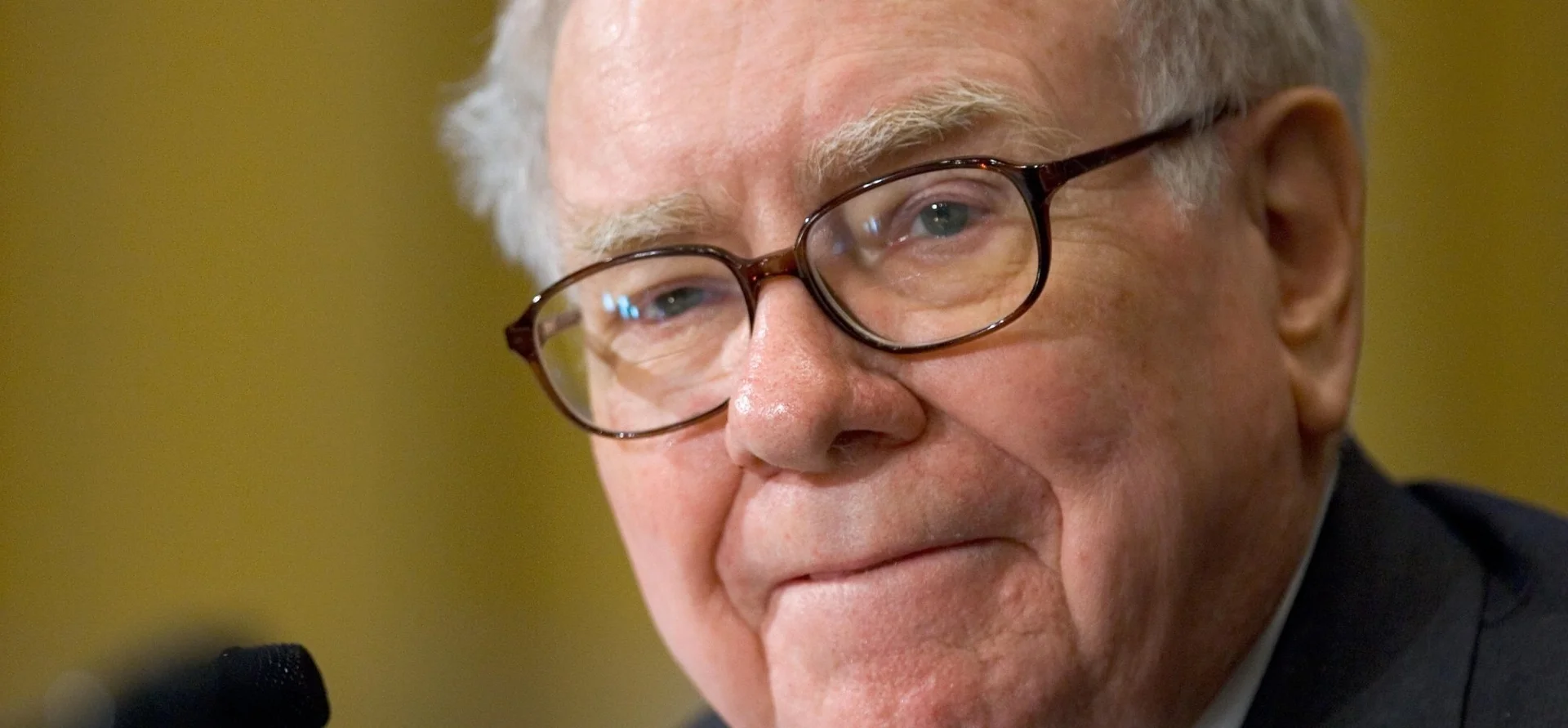 Billionaire Warren Buffett Says Going to College Could Be a Terrible ...