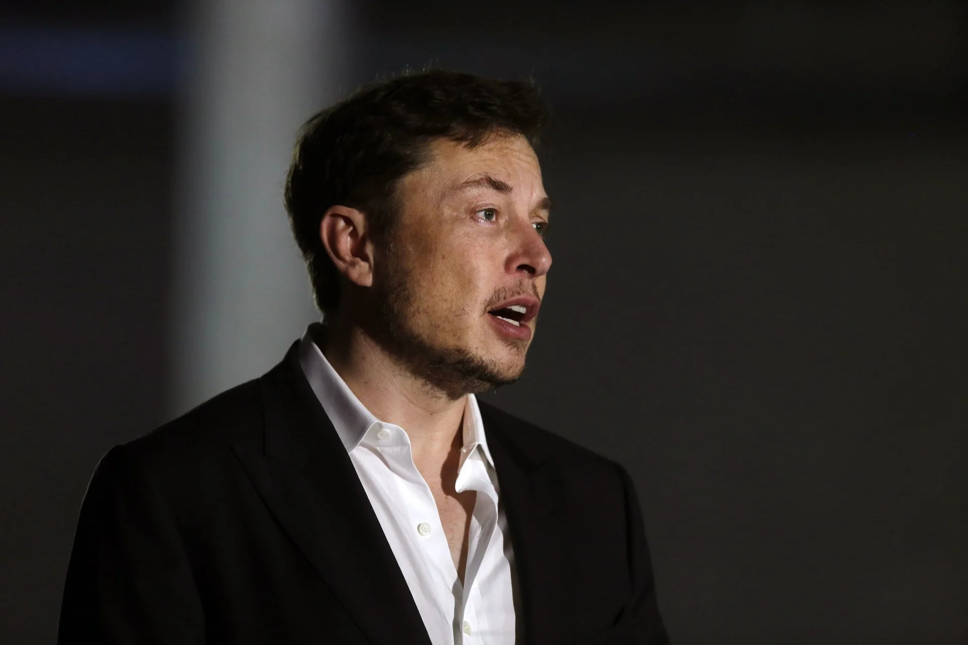 Tesla Takes a Hit After CEO Elonxa0Musk Smoked Marijuana on Joe Rogan ...