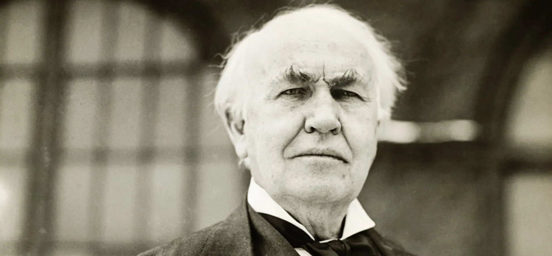 How Thomas Edison Secretly Financed the Electric Chair to Take Down His ...