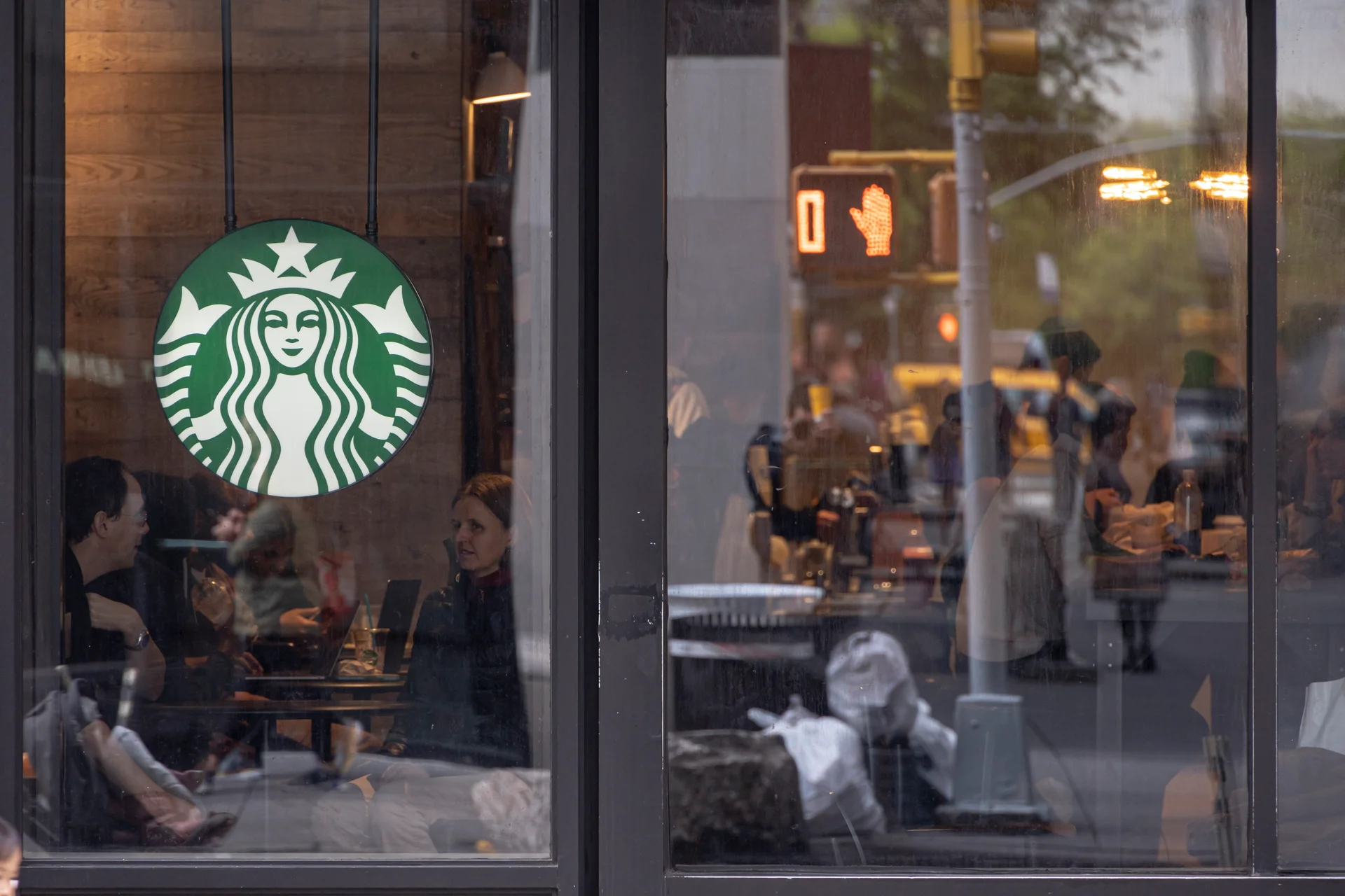 Starbucks’s New CEO Says His Plan to Win Back Customers Involves ...