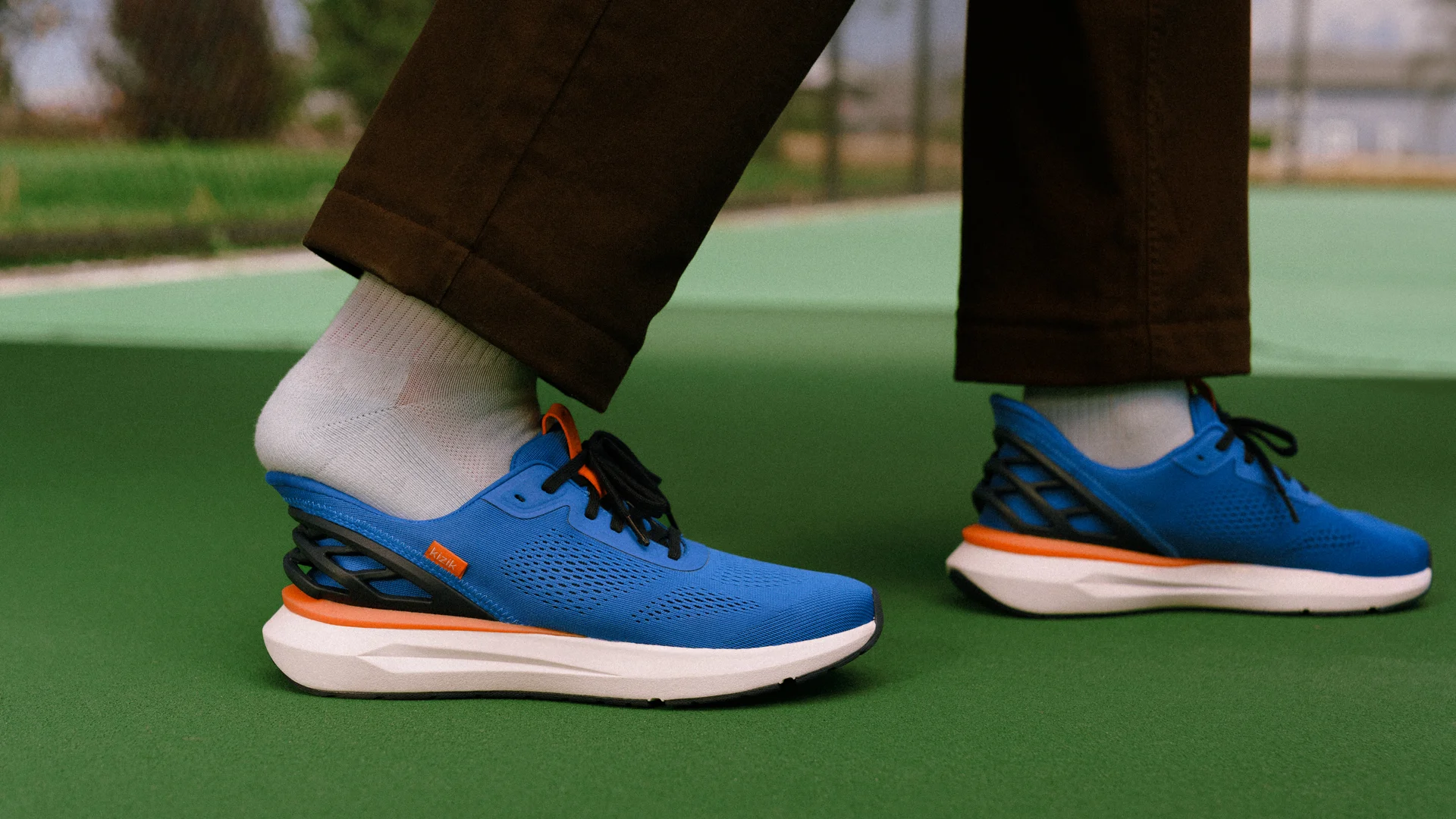 Hands-Free Sneaker-Maker Kizik Just Sued Skechers