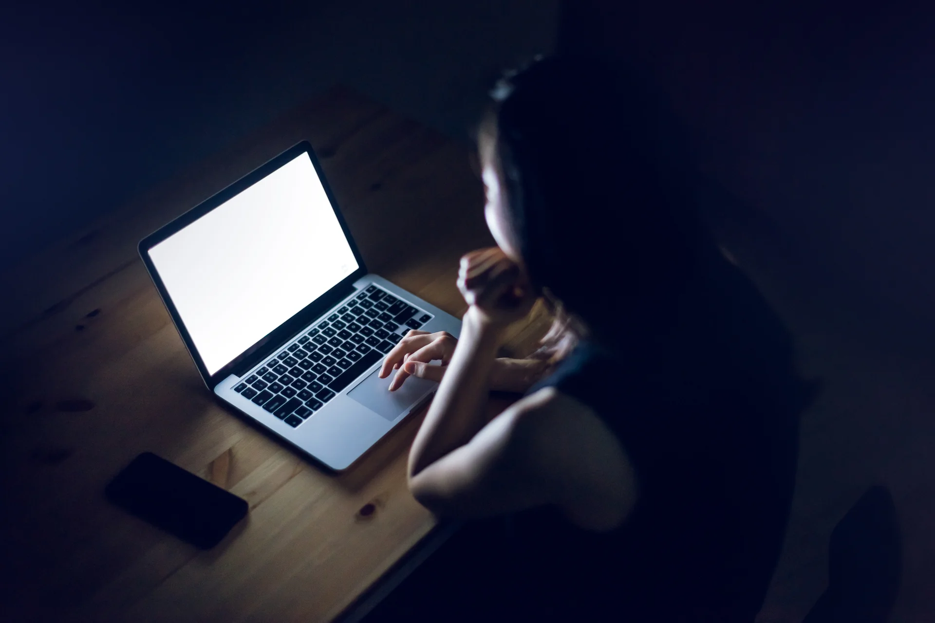 Is It Okay to Send an Email After Hours?