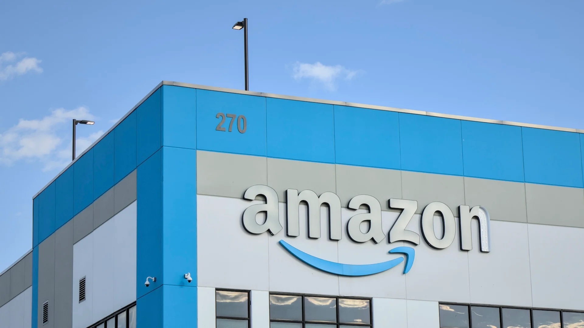 Amazon's Bold New Ask Could Change Employee Behavior