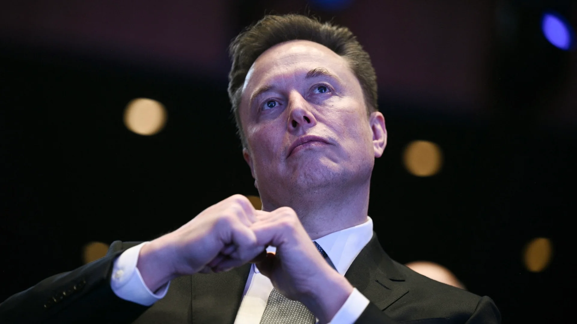 Elon Musk Wants to Buy the Company at the Center of His Latest Feud