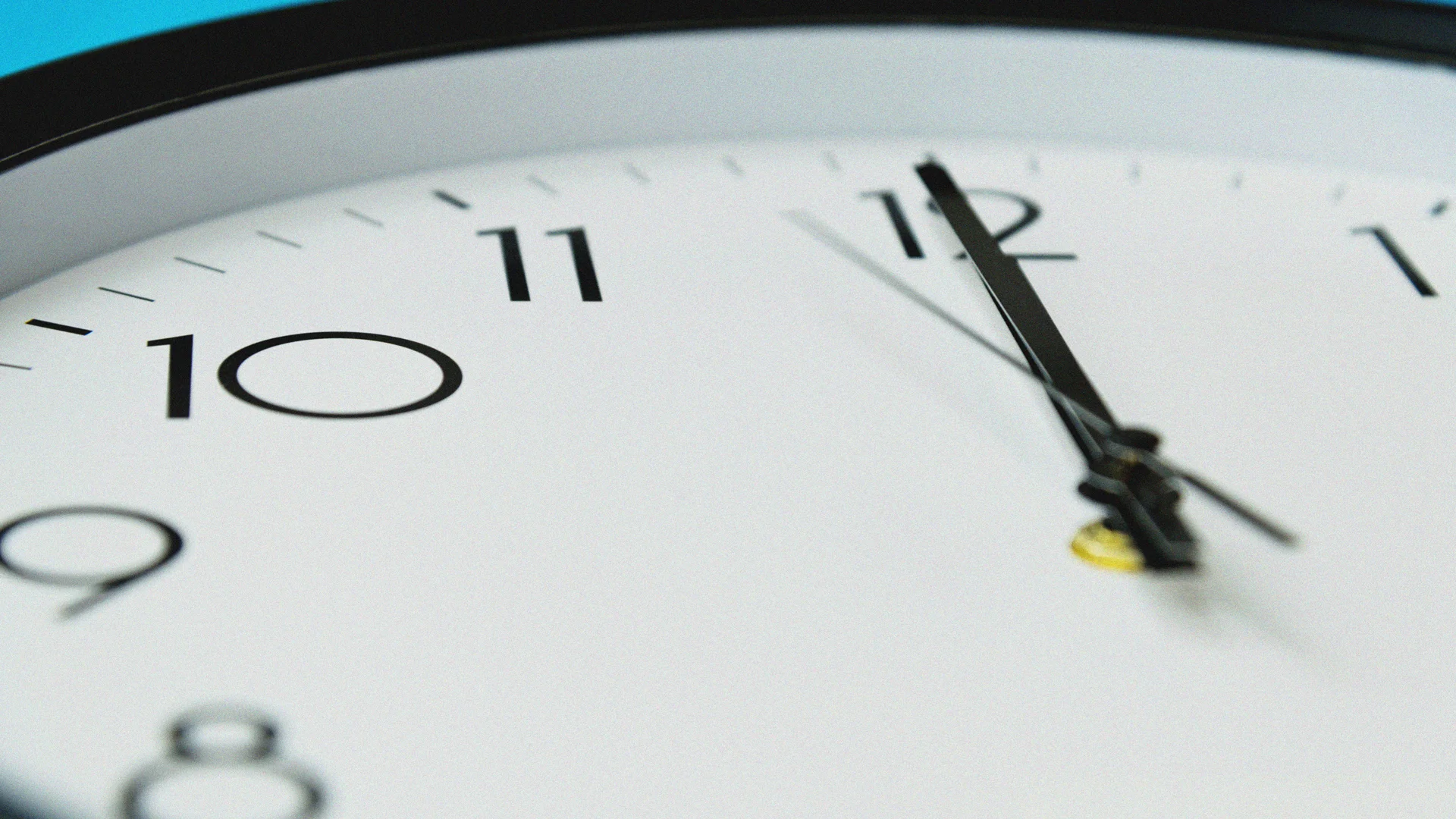 1 Minute Late, 2 Hours Punished: This Attendance Policy Is a Legal and ...