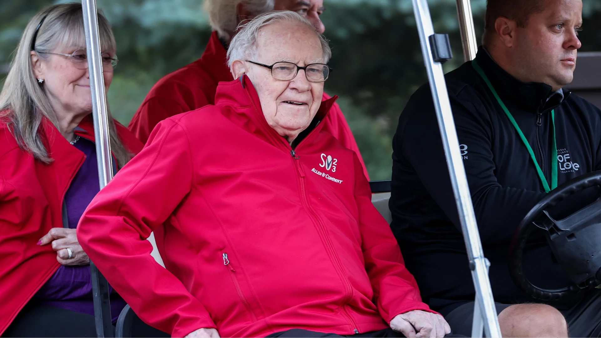 The Billionaire Civil War: Warren Buffett Defends Charity Against ...