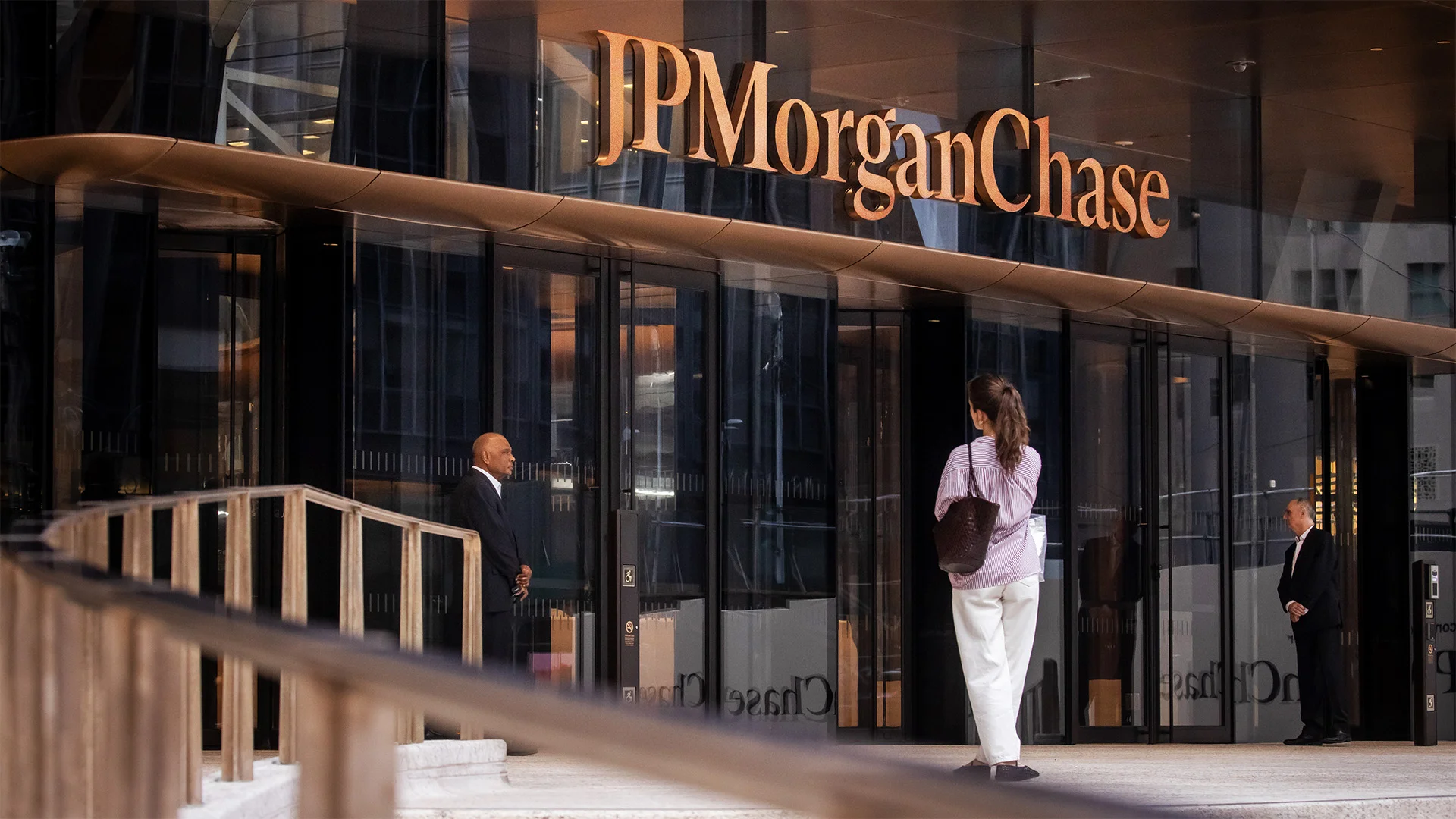 JPMorganChase Just Earmarked $80 Billion for Small Business Lending ...