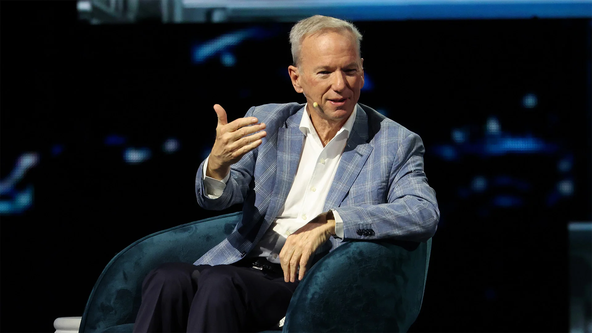 Former Google CEO’s Advice for Surviving the AI Revolution Got Him ...