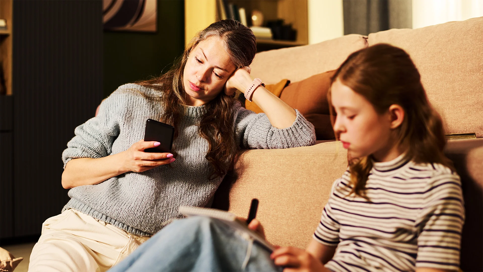 Want to Raise Secure, Confident Kids? New Research Says It Comes Down ...