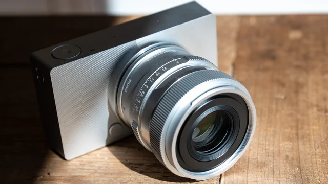 camera | Inc